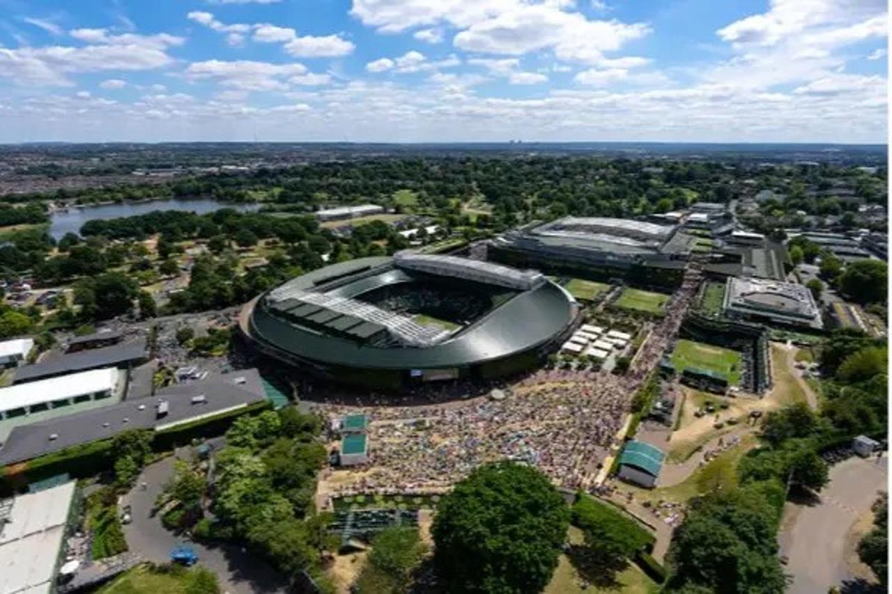 Wimbledon 2026 and 4 night stay for 2 | Powered by Givergy